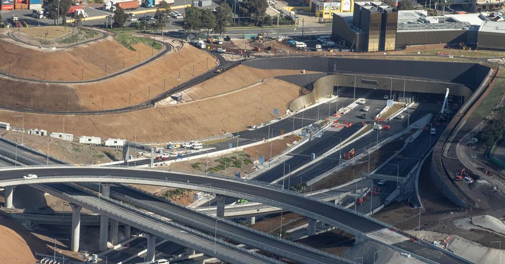 Transurban consortium takes full ownership of WestConnex toll road ...