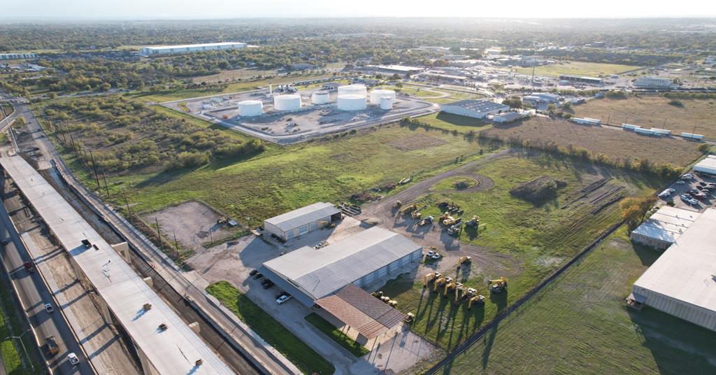 Quilvest and Axis IOS team up for $500m US industrial outdoor storage ...