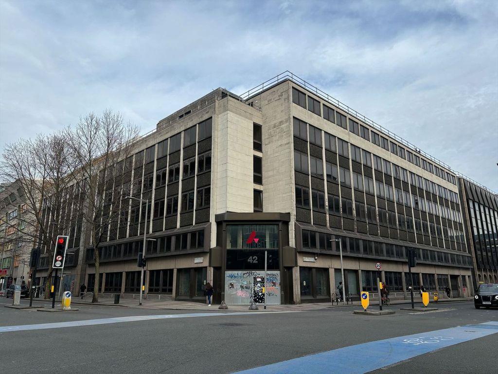 HUB and Bridges Fund acquire 42 Southwark Bridge Road for residential ...